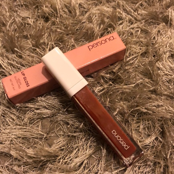 Persona | Makeup | Persona Cosmetics Lip Gloss | Poshmark